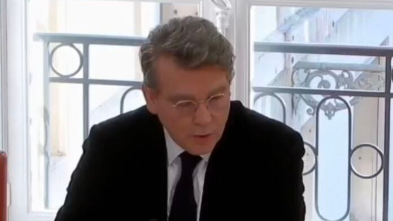 Arnaud Montebourg : Il faut se doter des moyens d'arrêter le pillage de ...